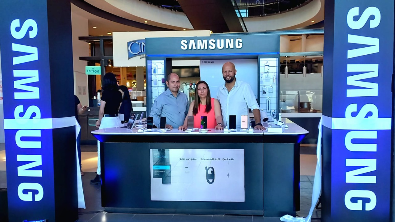 Samsung presenta nuevo concepto de Kioskos en Santa Cruz - Construmarket